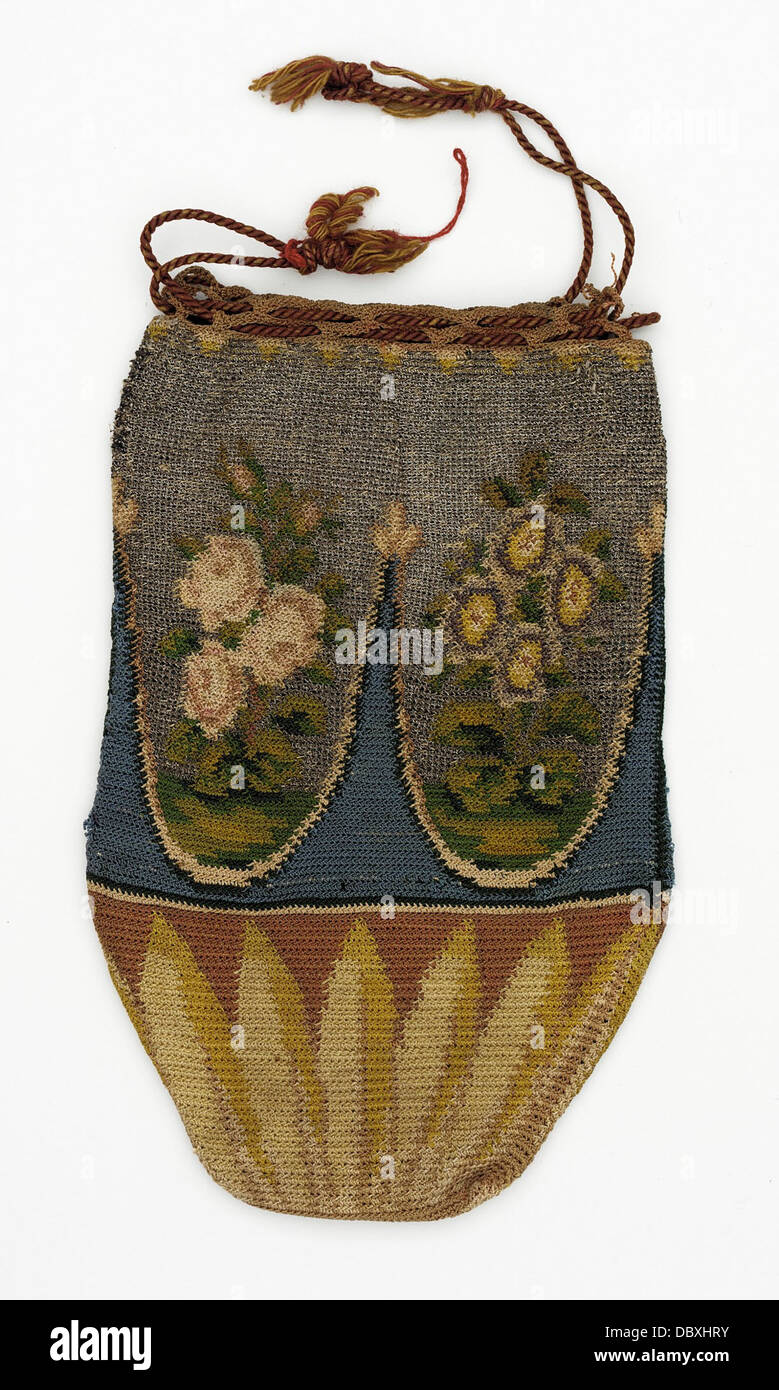 Reticule hi-res stock photography and images - Alamy