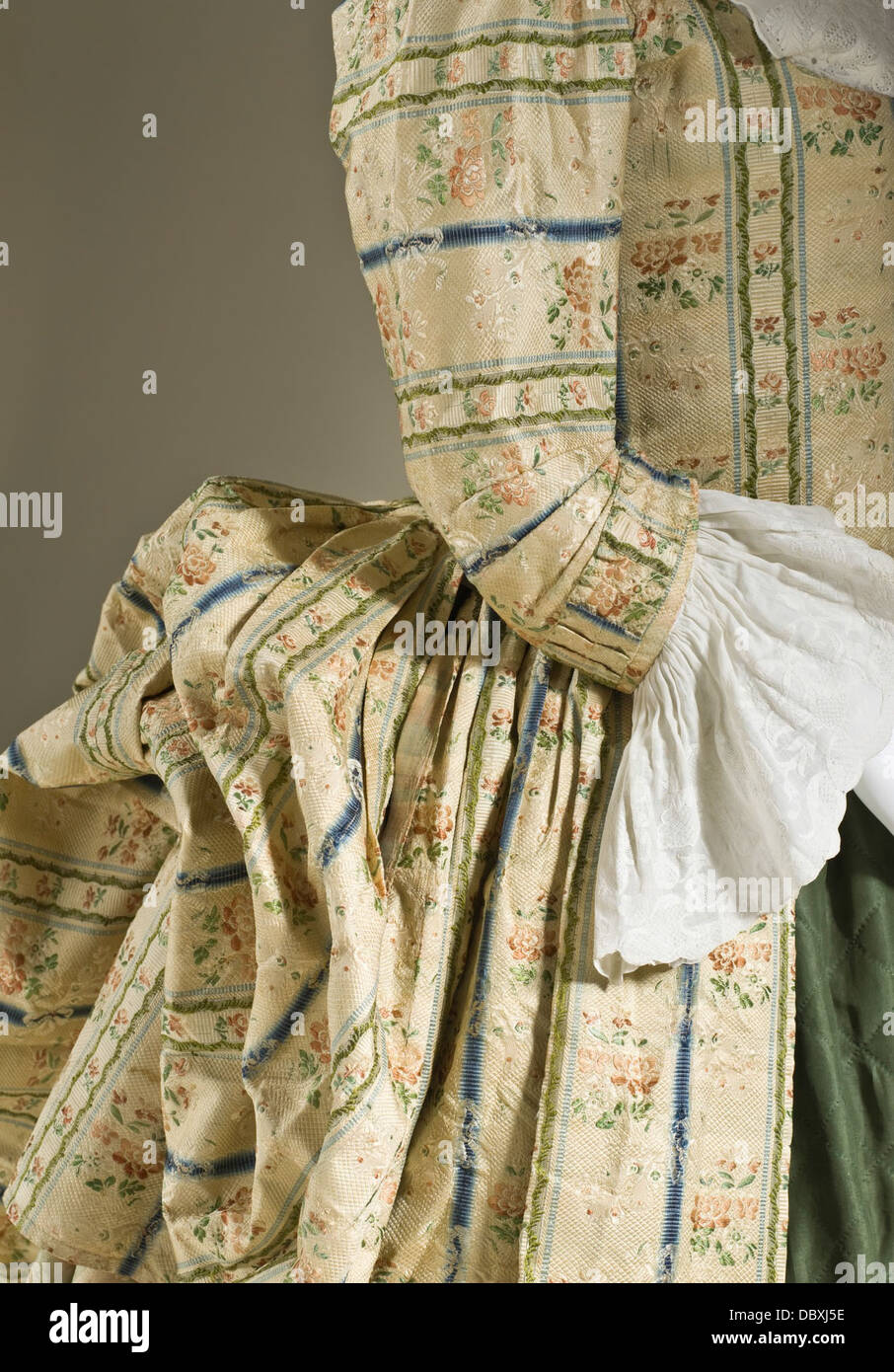 Polonaise gown hi-res stock photography and images - Alamy