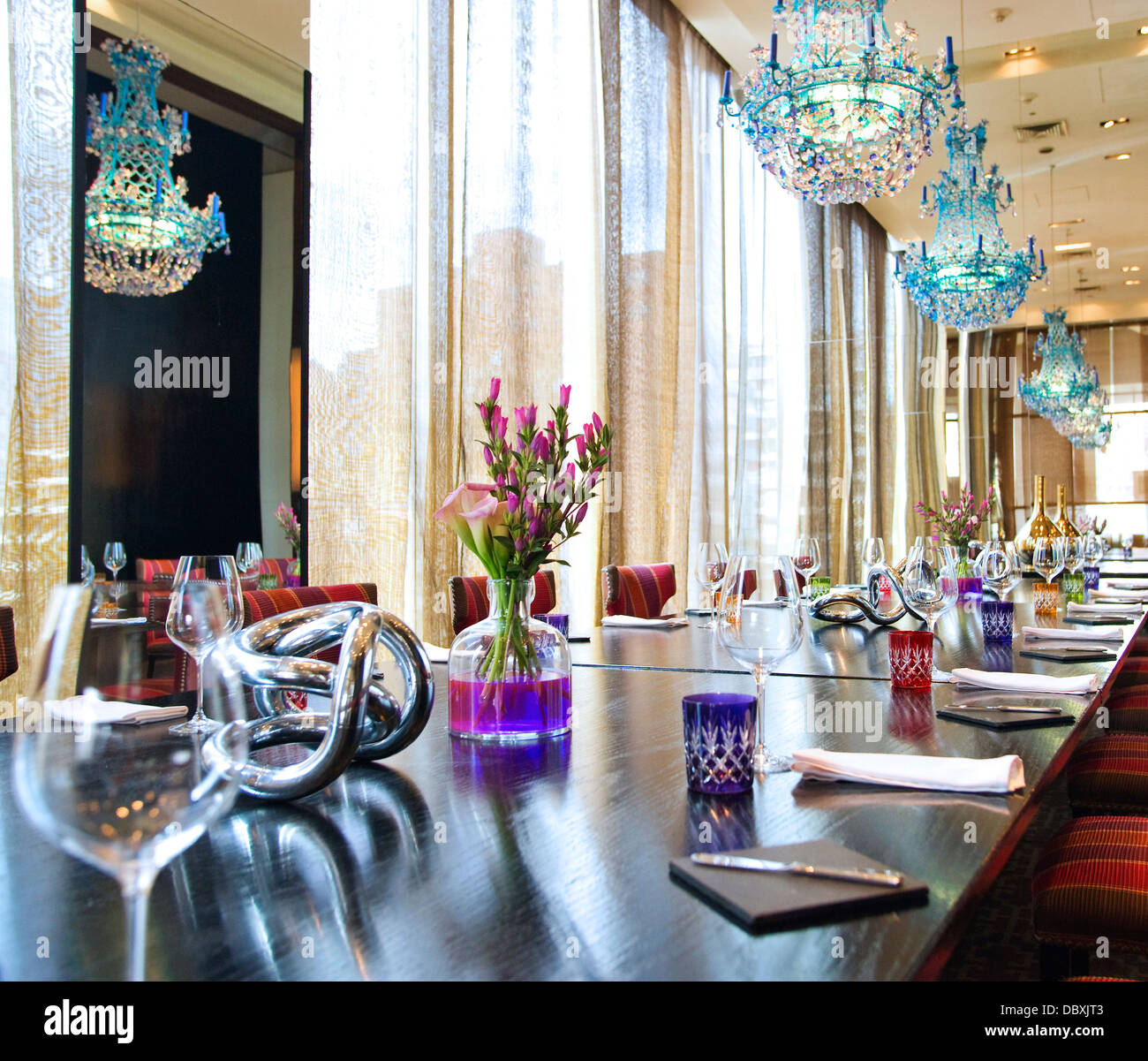 Noso hi-res stock photography and images - Alamy
