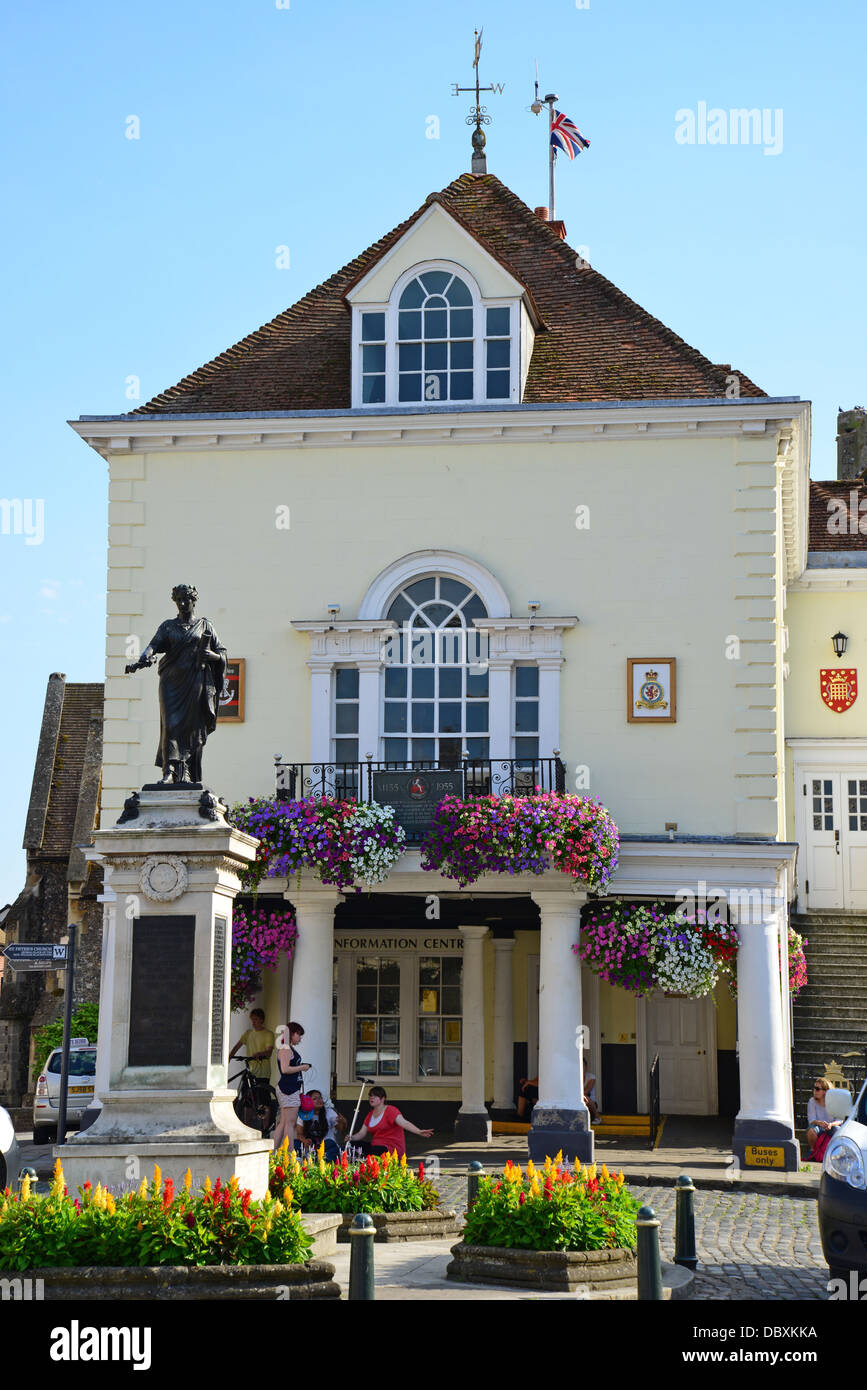 17th century Town Hall, Market Place, Wallingford, Oxfordshire, England ...