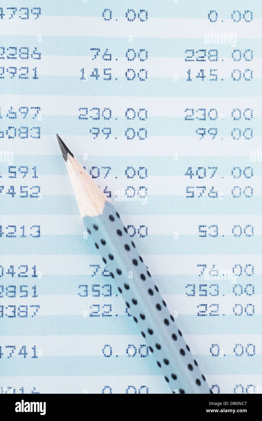 Report chart hi-res stock photography and images - Alamy