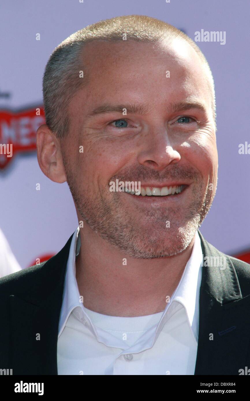 Roger craig smith hi-res stock photography and images - Alamy