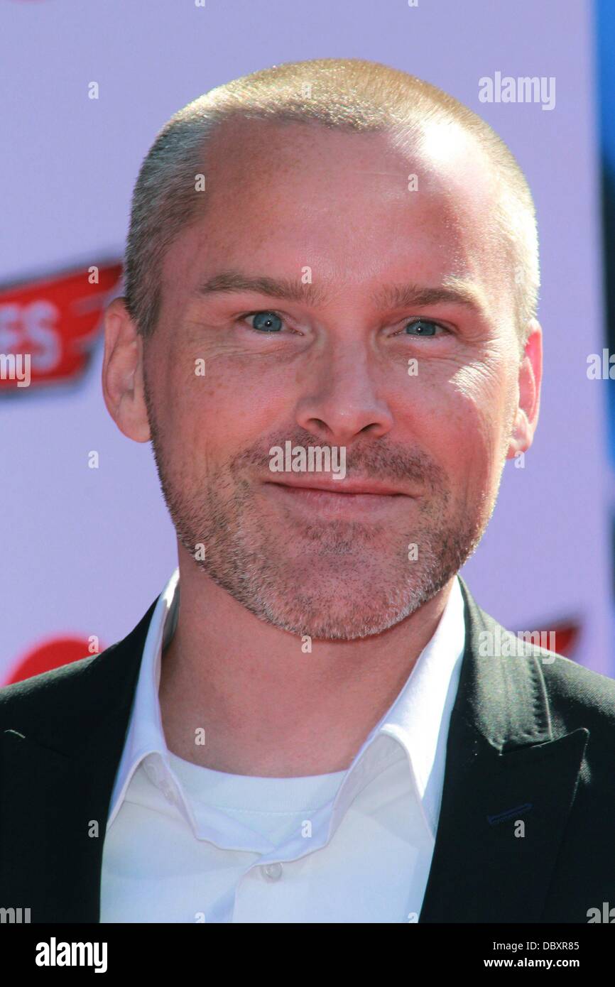 Los Angeles, California, USA. 5th Aug, 2013. . - Roger Craig Smith ...