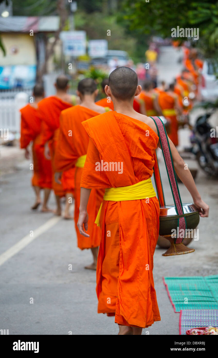Monks building hi-res stock photography and images - Alamy