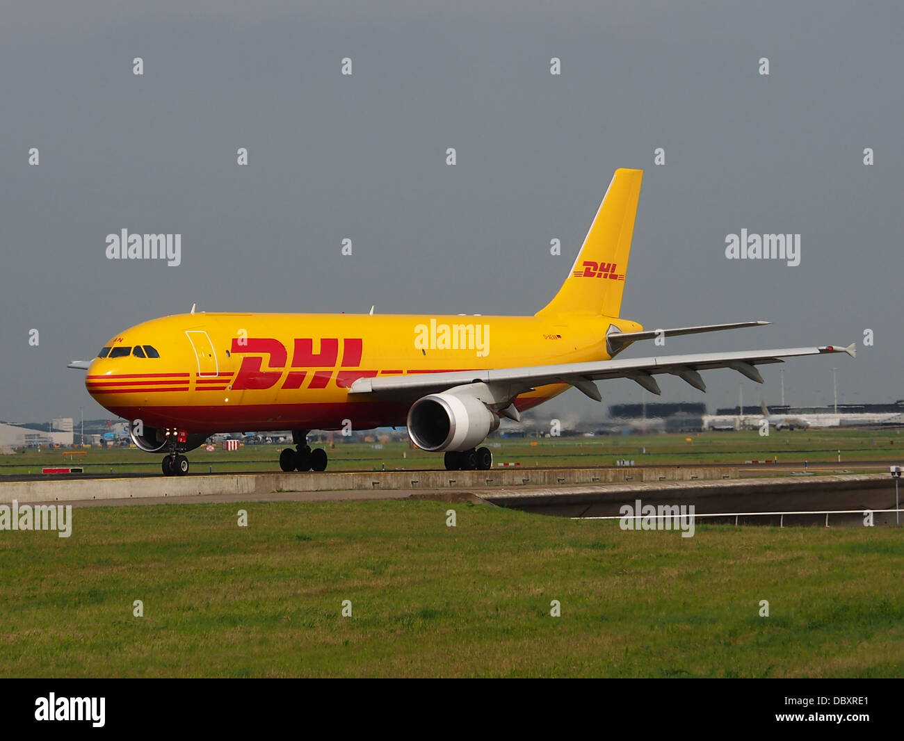 Dhl boeing jet hi-res stock photography and images - Alamy