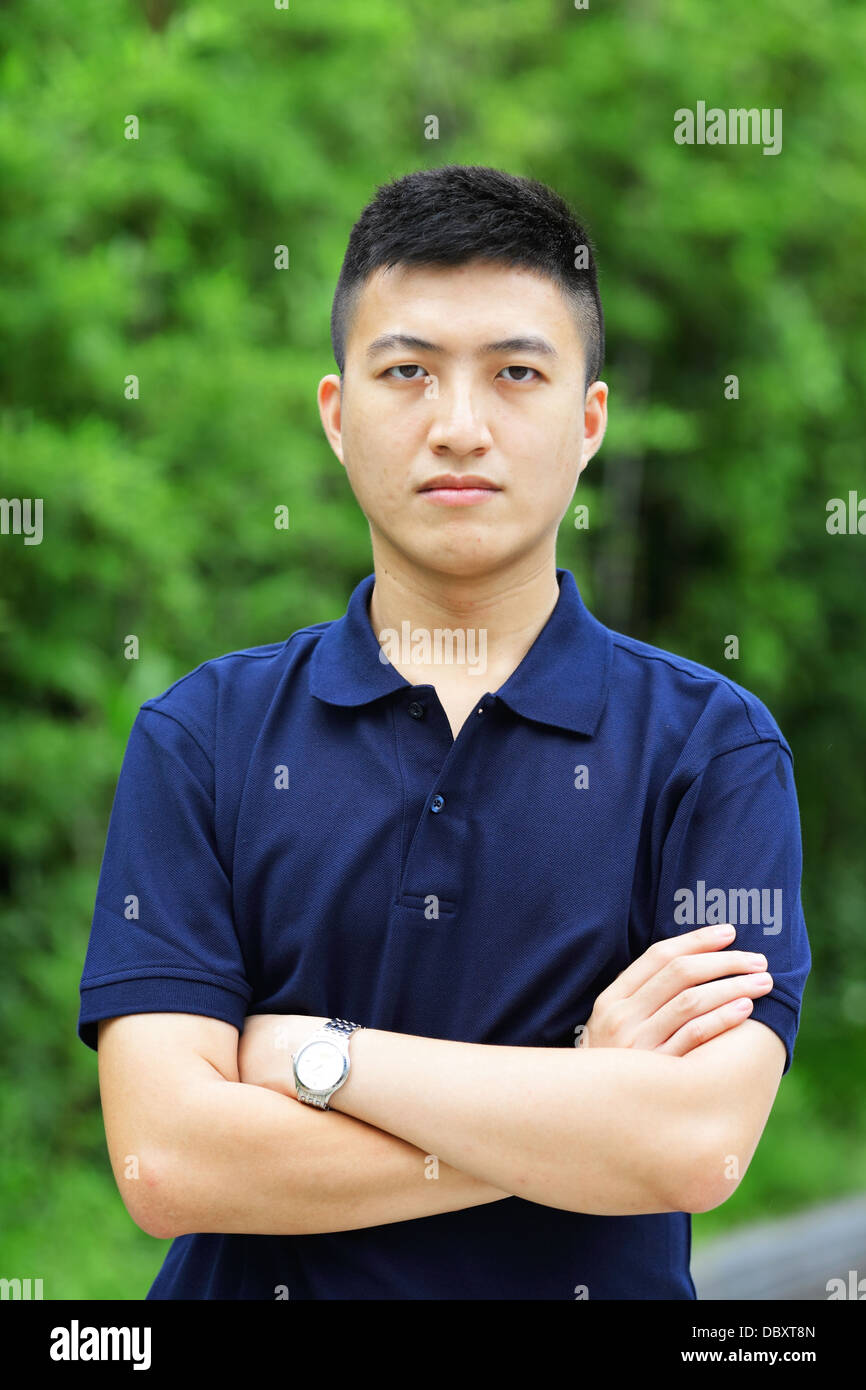 young chinese man Stock Photo - Alamy
