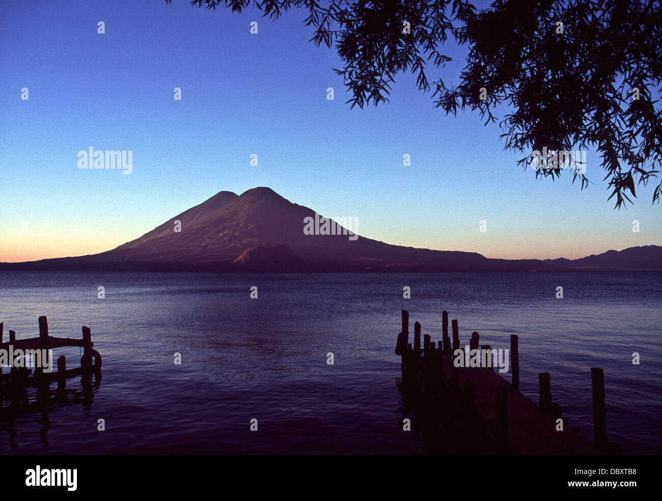Lake Atitlan (Lago de Atitlán), Guatemala Stock Photo - Alamy