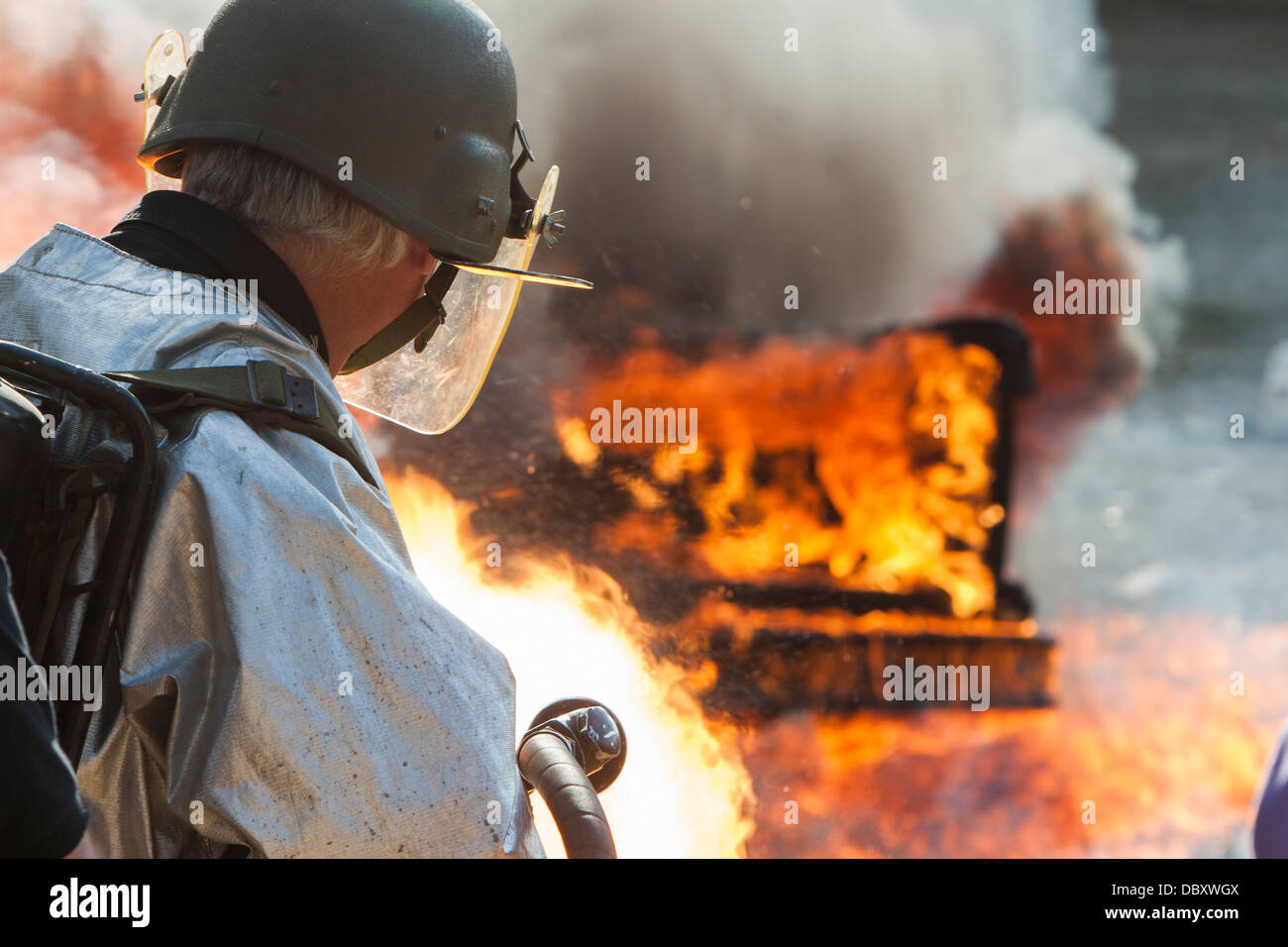 Flame thrower hi-res stock photography and images - Alamy