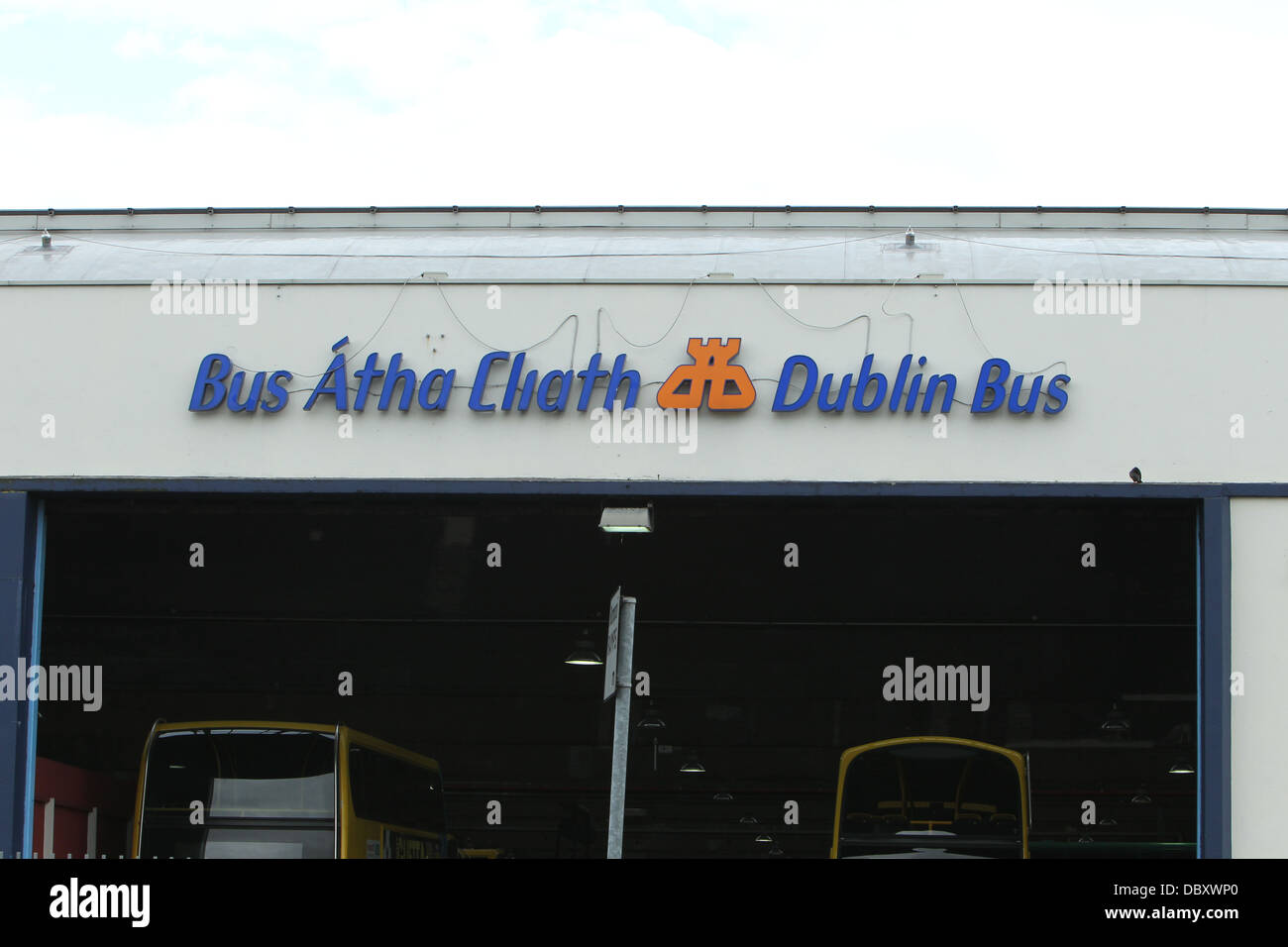 Dublin bus sign hi-res stock photography and images - Alamy