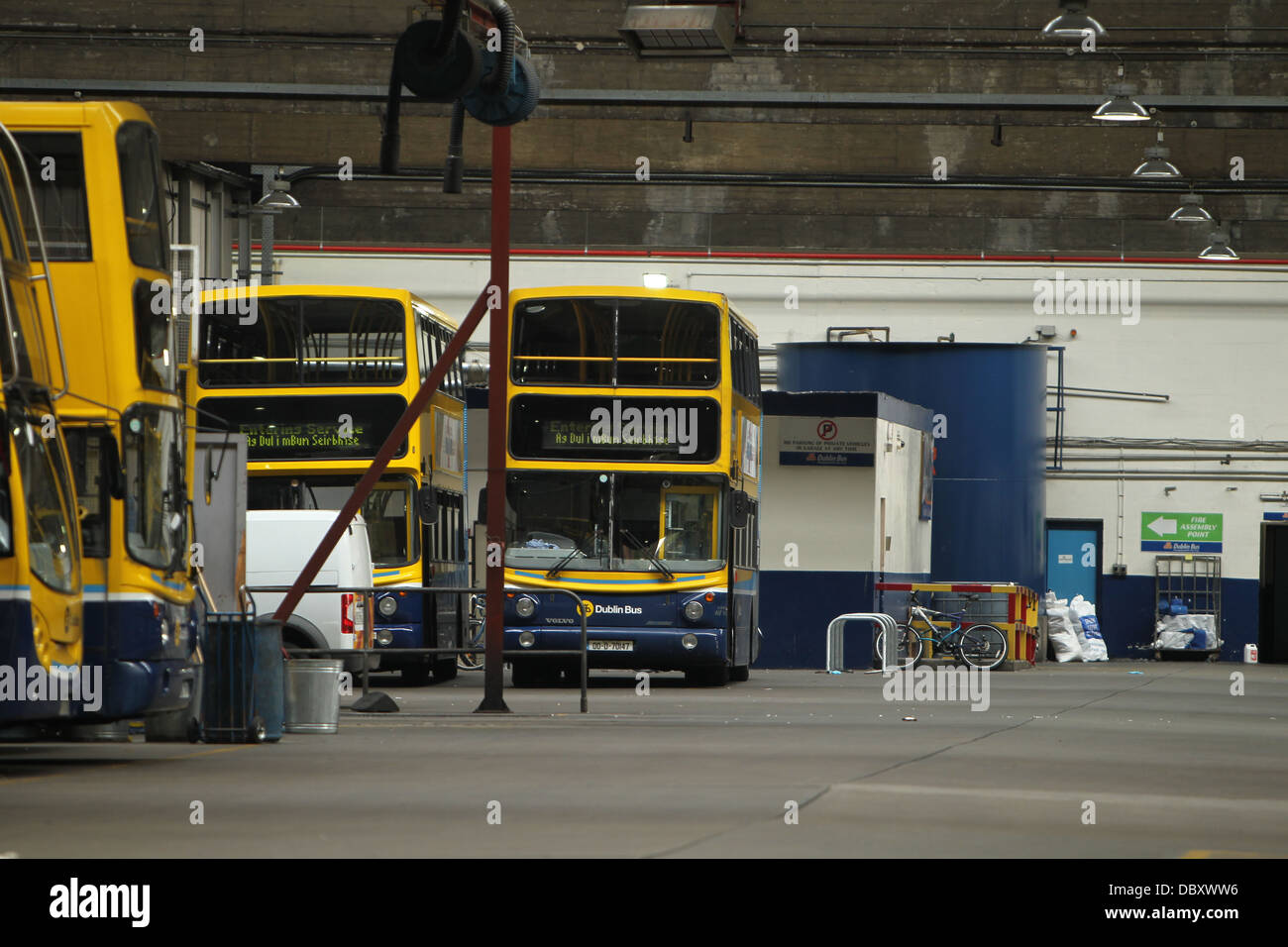 Bus depot hi-res stock photography and images - Alamy