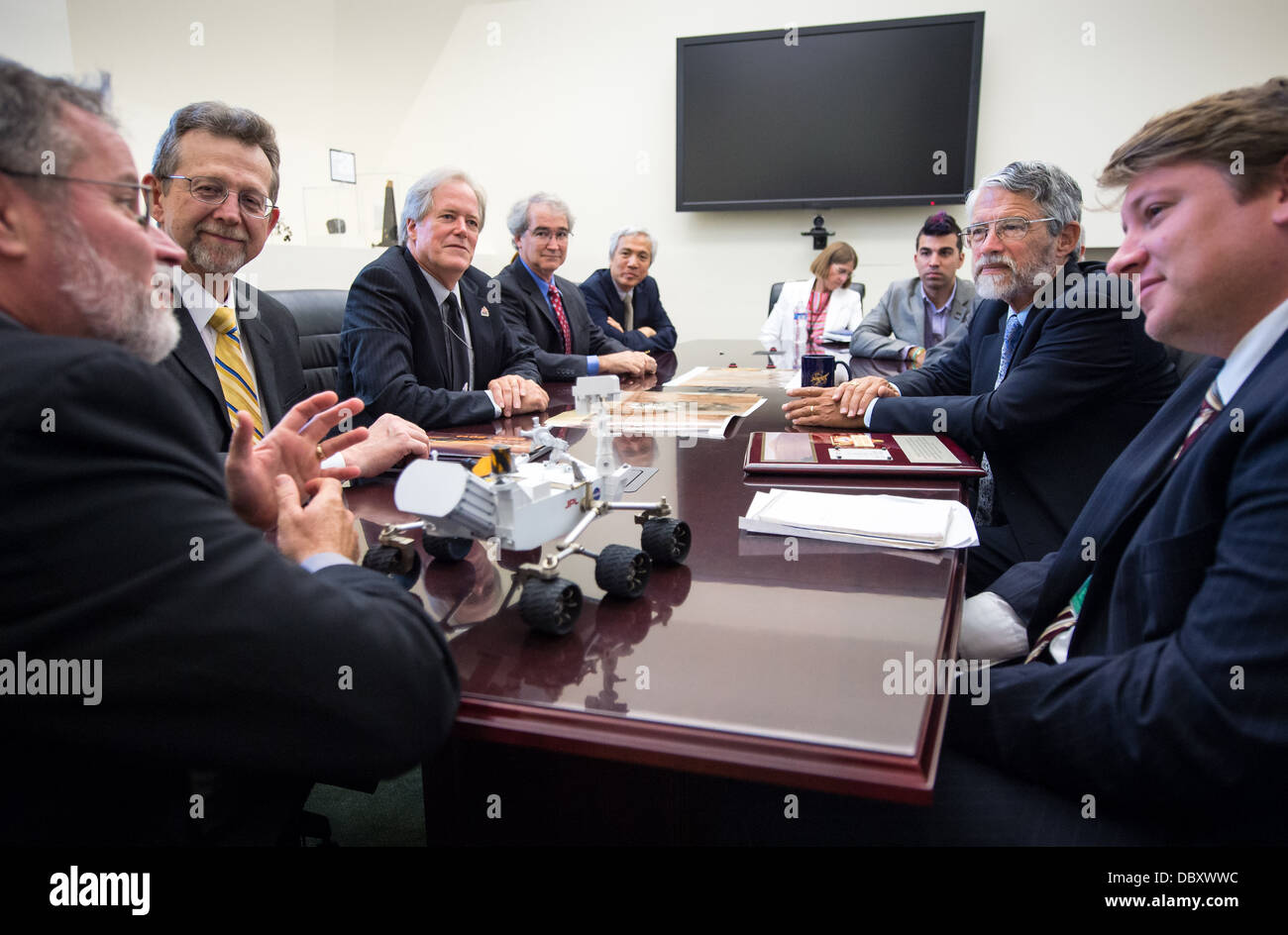MSL Team with Director of OSTP (201308010003HQ Stock Photo - Alamy