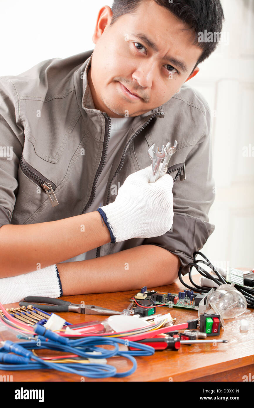 Repair of laptops hi-res stock photography and images - Alamy