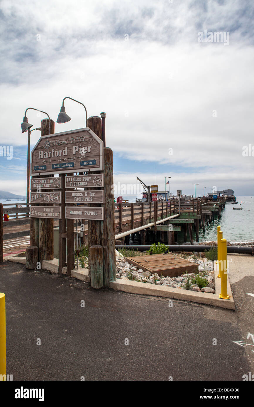 Avila beach and pier hi-res stock photography and images - Alamy