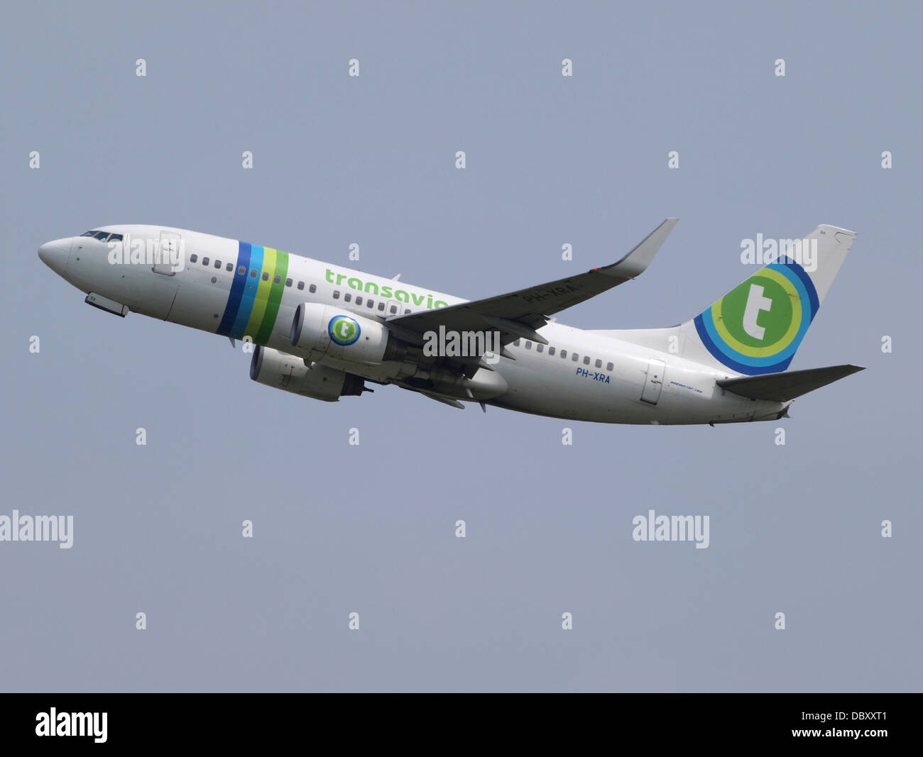 The PH-XRA Transavia Boeing 737-7K2(WL) is a narrow-body aircraft used ...