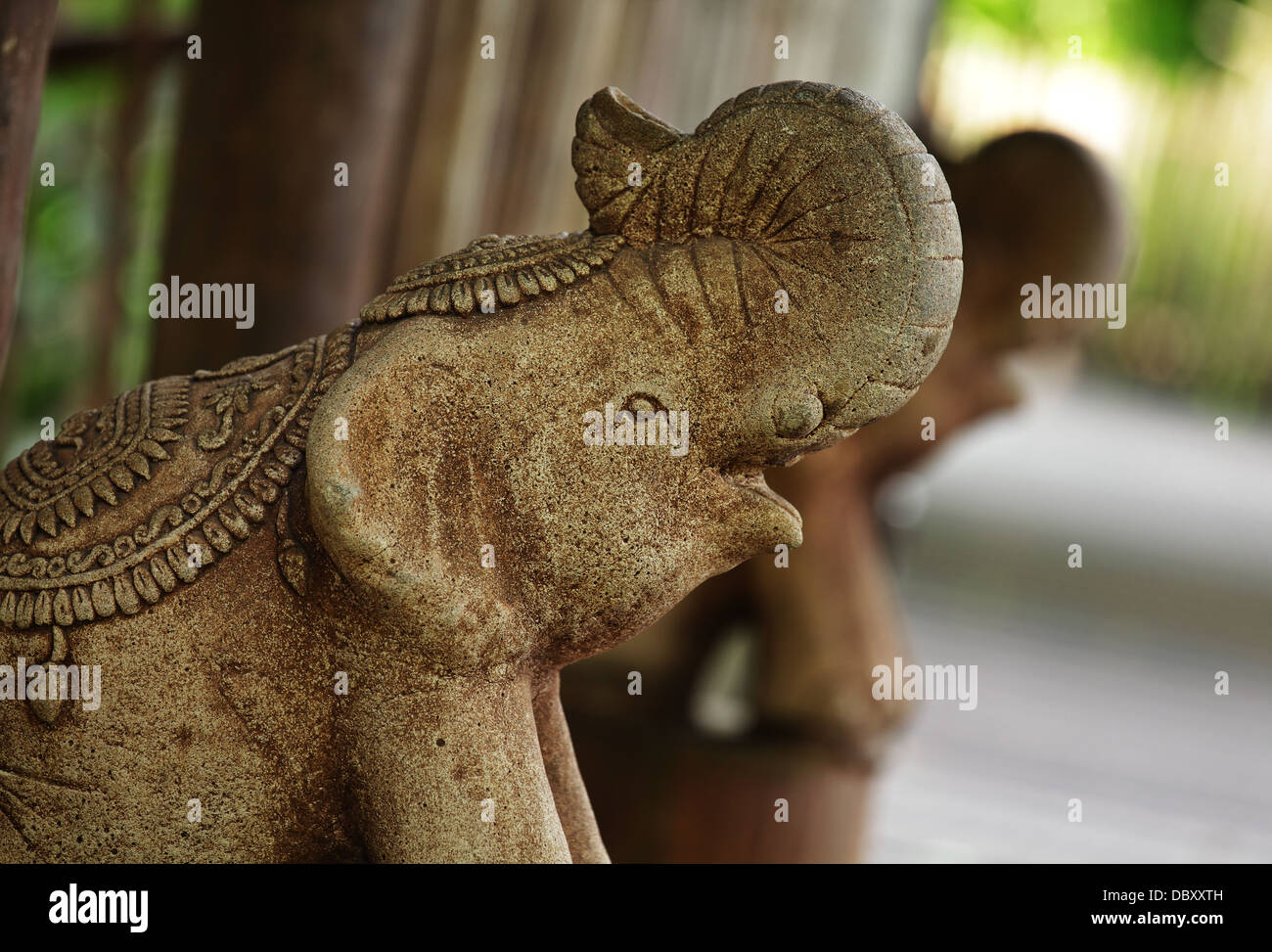 stone elephant statue Stock Photo - Alamy