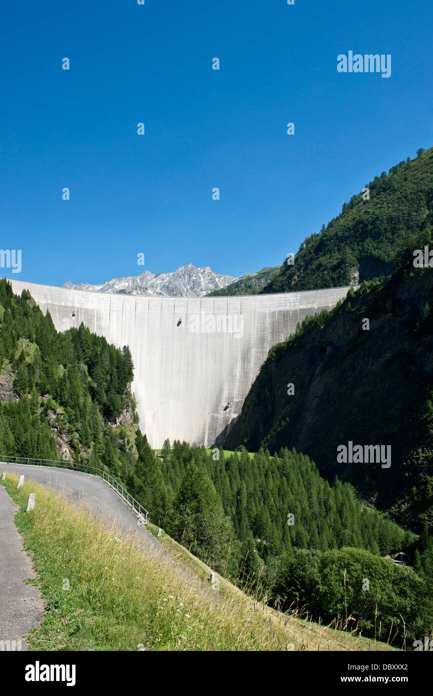 Switzerland, Canton Ticino, Luzzone dam Stock Photo - Alamy