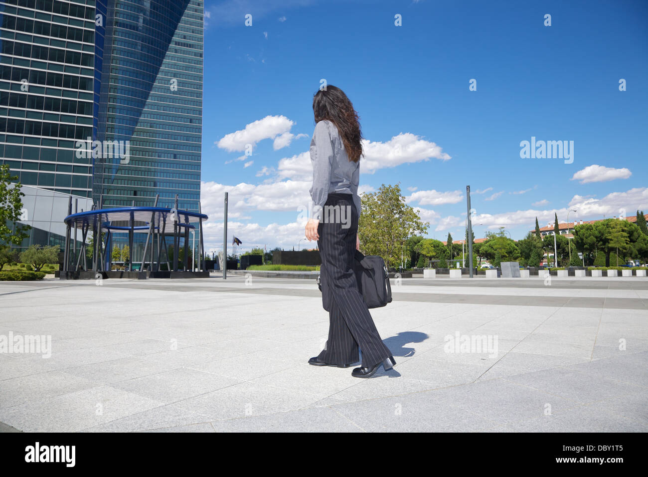 Business square hi-res stock photography and images - Alamy