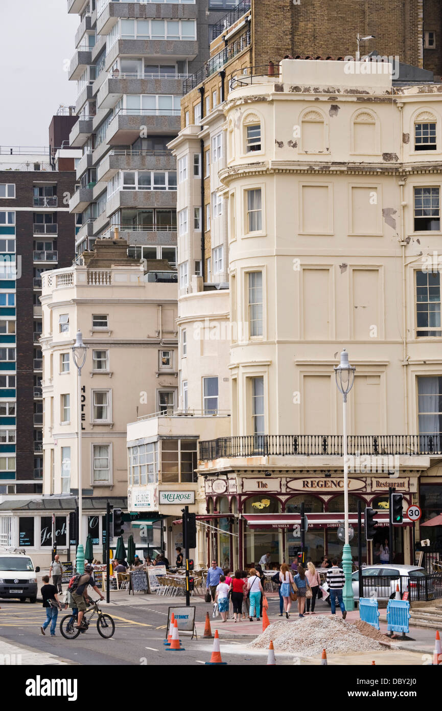 Brighton seafront road hi-res stock photography and images - Alamy