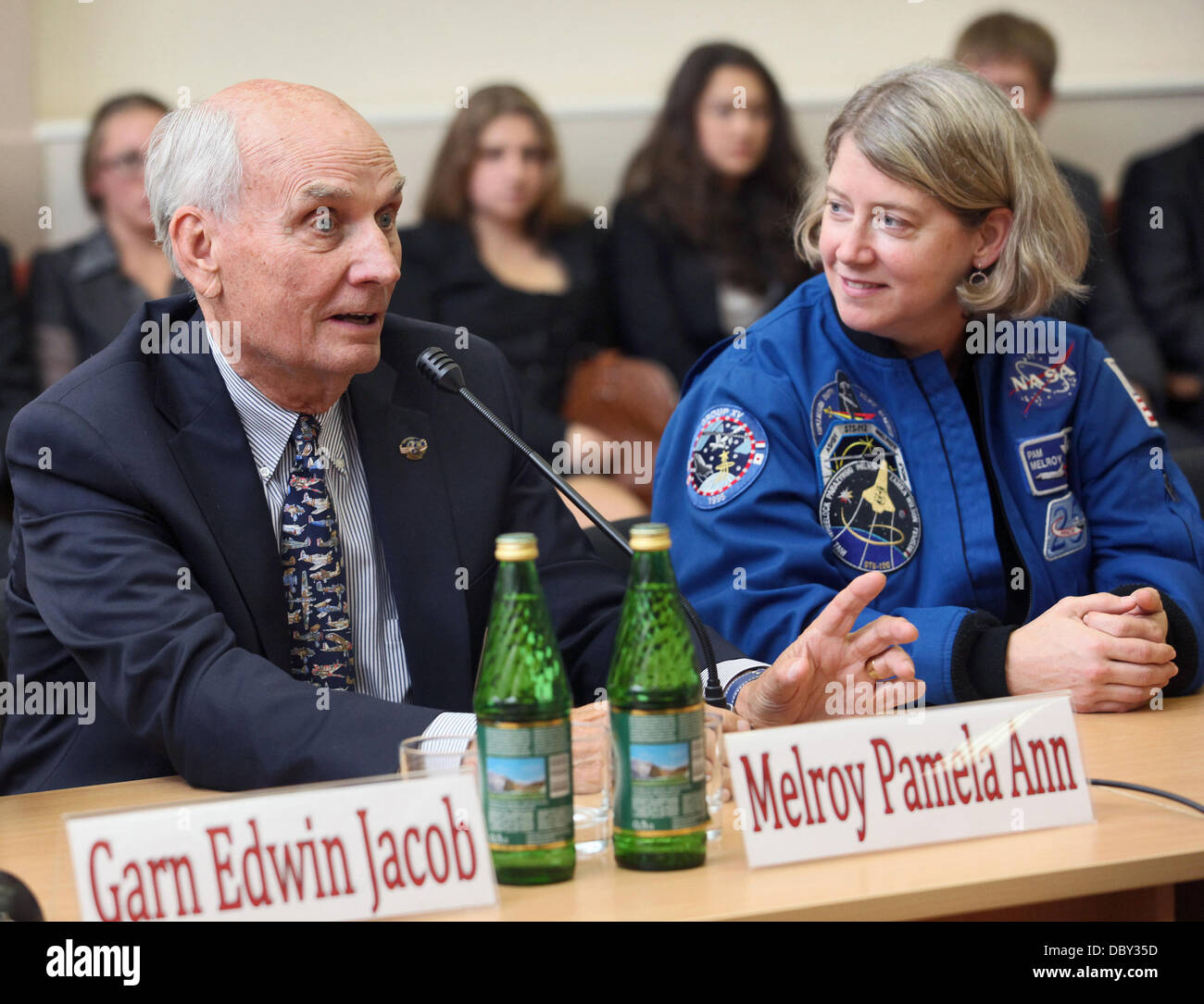 American astronauts Edwin Jacob Garn and Pamela Ann Melroy meet Russian ...
