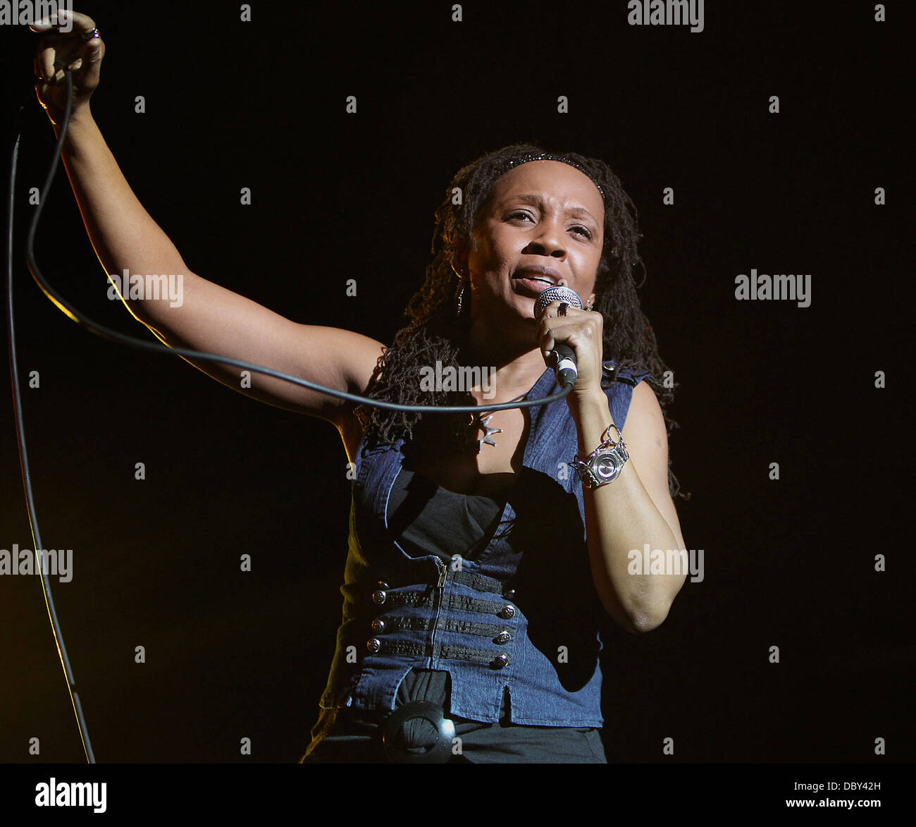 Leba Hibbert performs three songs before her father Toots Hibbert of ...