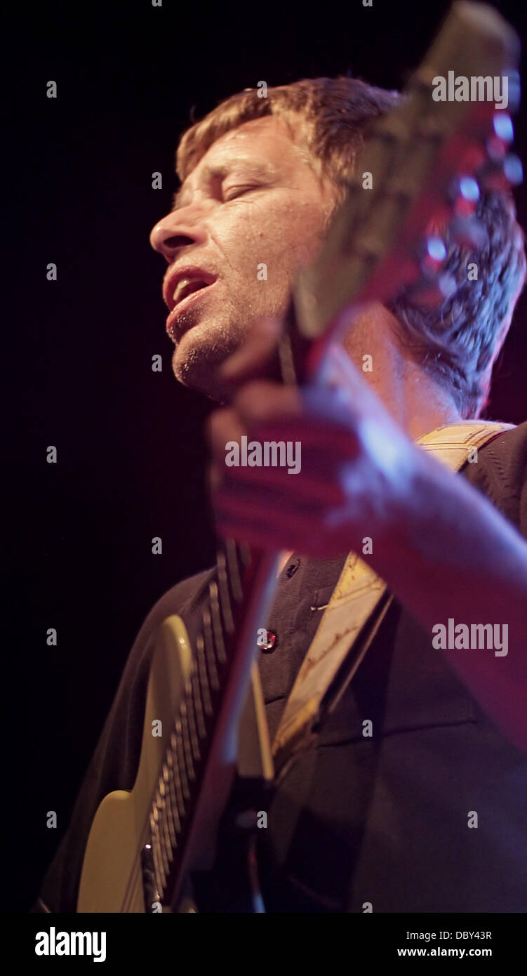 Lee Mavers The La's perform the last of their stripped down concerts at ...