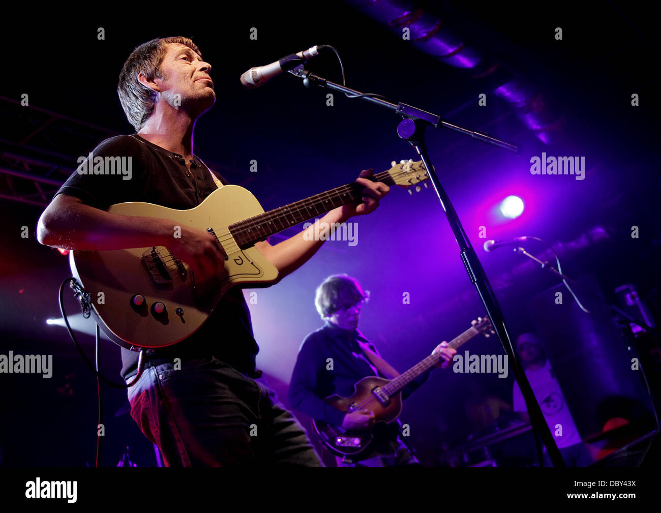 Lee Mavers The La's perform the last of their stripped down concerts at ...