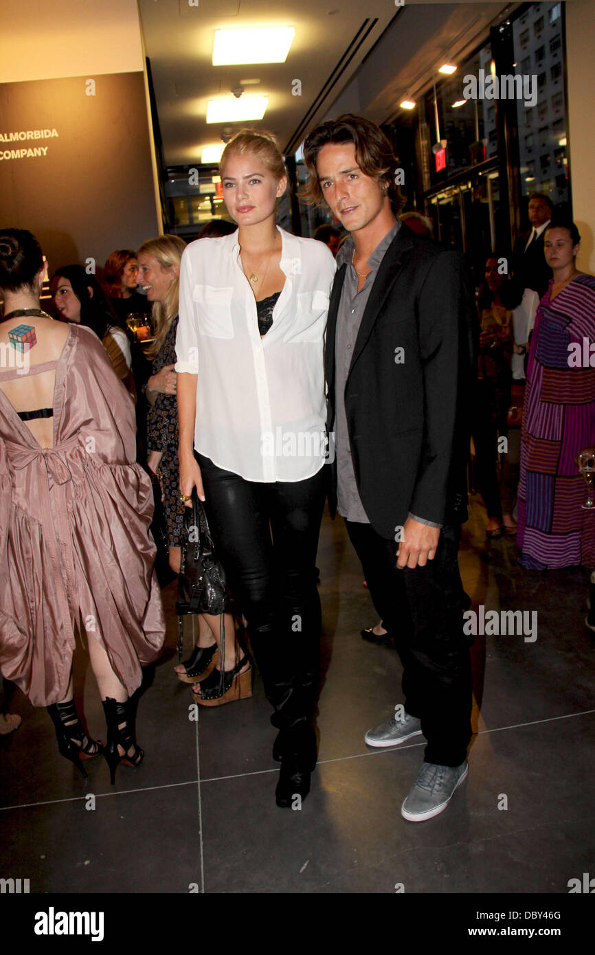 Doutzen Kroes "Richard Hambleton: A Retrospective" - opening reception ...