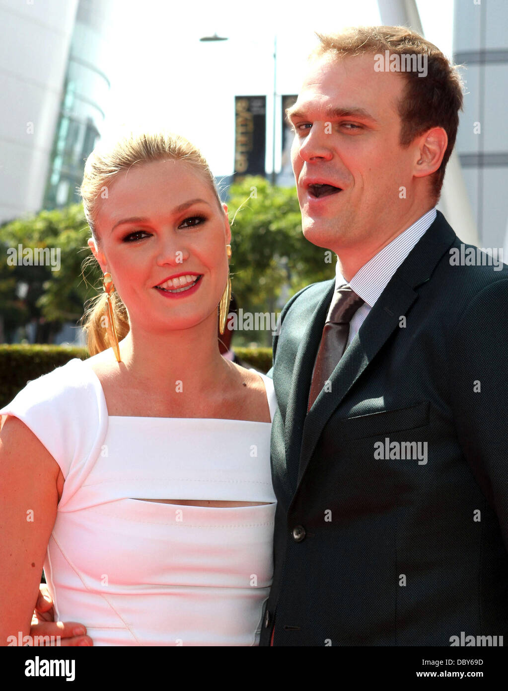 Julia Stiles and her boyfriend 2011 Primetime Creative Arts Emmy Awards ...