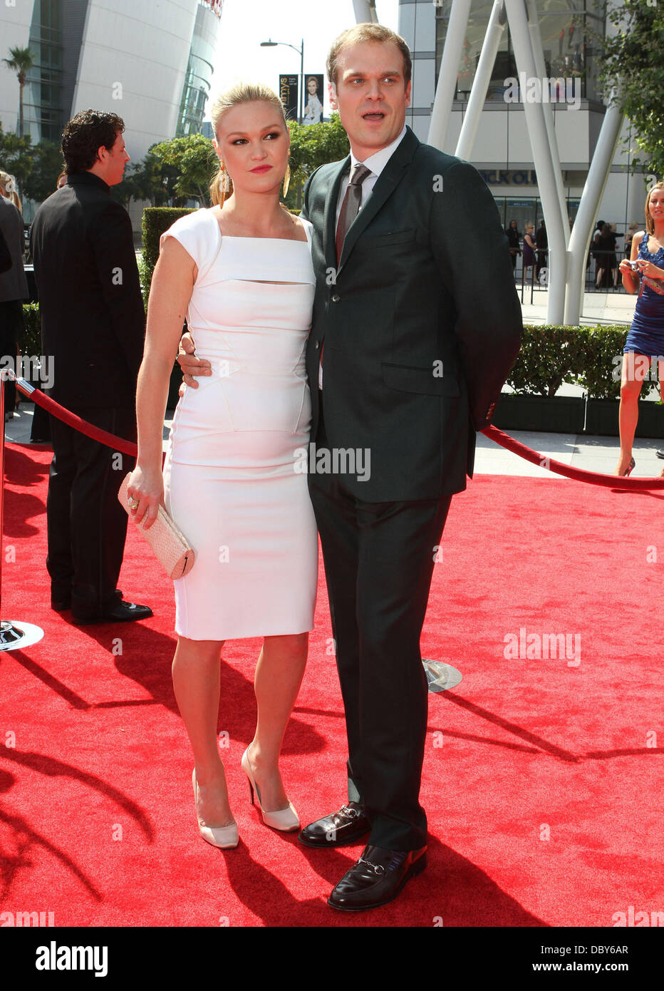 Julia Stiles and her boyfriend 2011 Primetime Creative Arts Emmy Awards ...