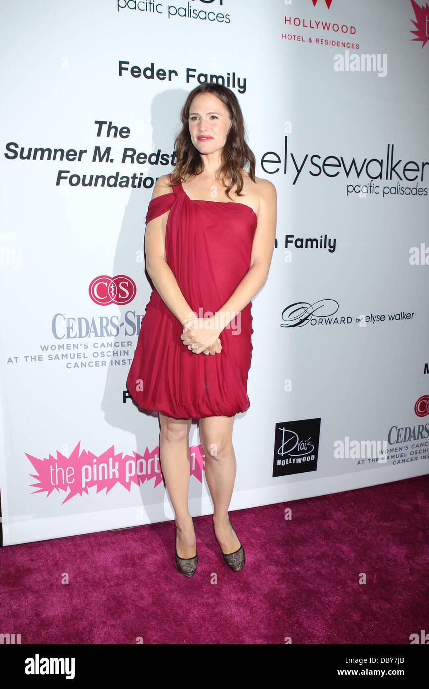 Jennifer Garner Elyse Walker presents the Pink Party 2011 to benefit ...