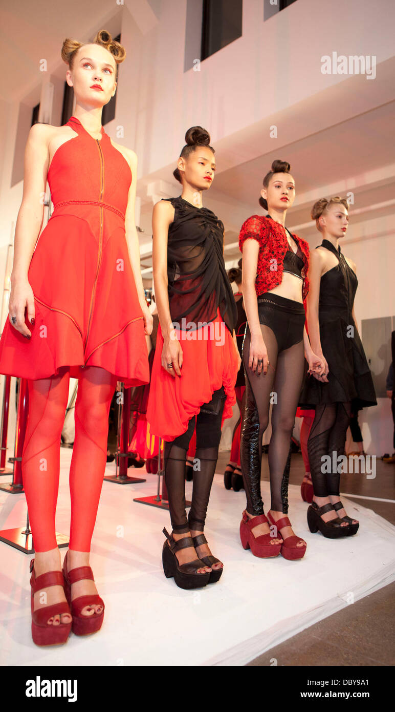 Models New York Mercedes-Benz Fashion Week Spring 2012 - Katie ...