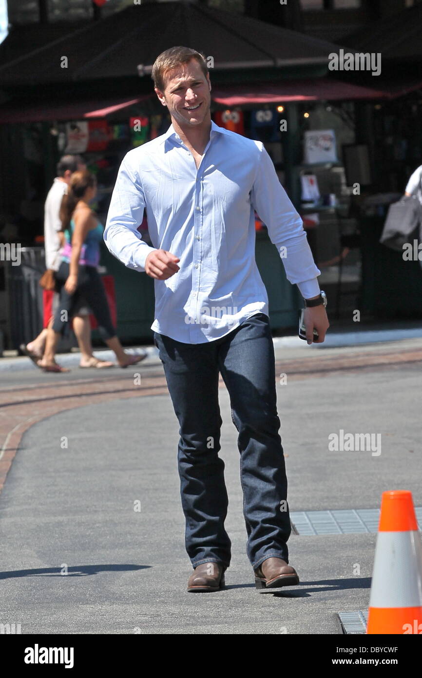 Jake Pavelka out shopping at 'The Grove' in Hollywood Los Angeles ...