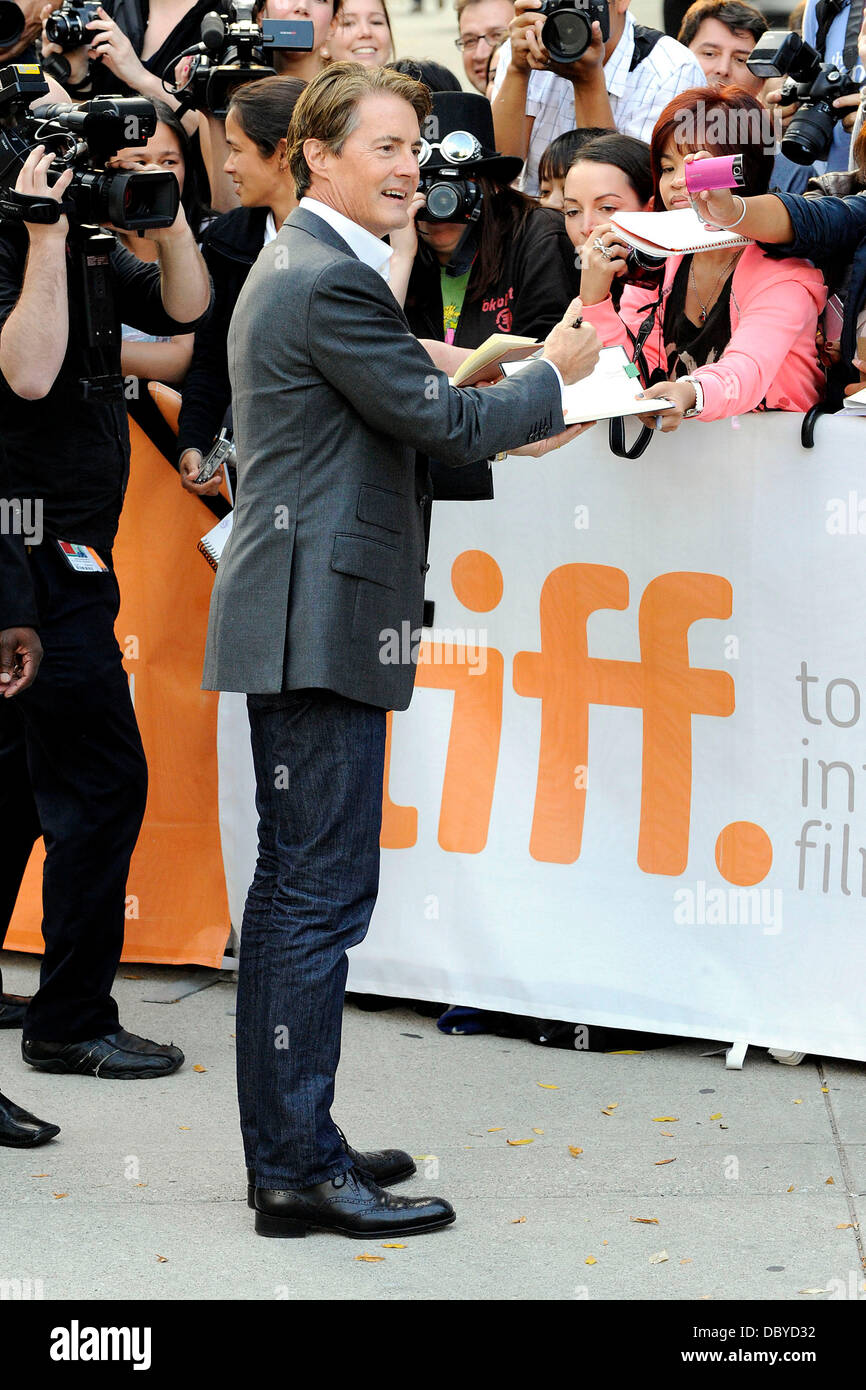 Roy kyle hi-res stock photography and images - Alamy