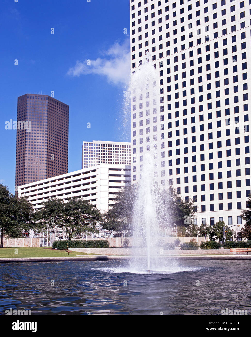 Fountain with skyscrapers to the rear, Houston, Texas, USA Stock Photo ...