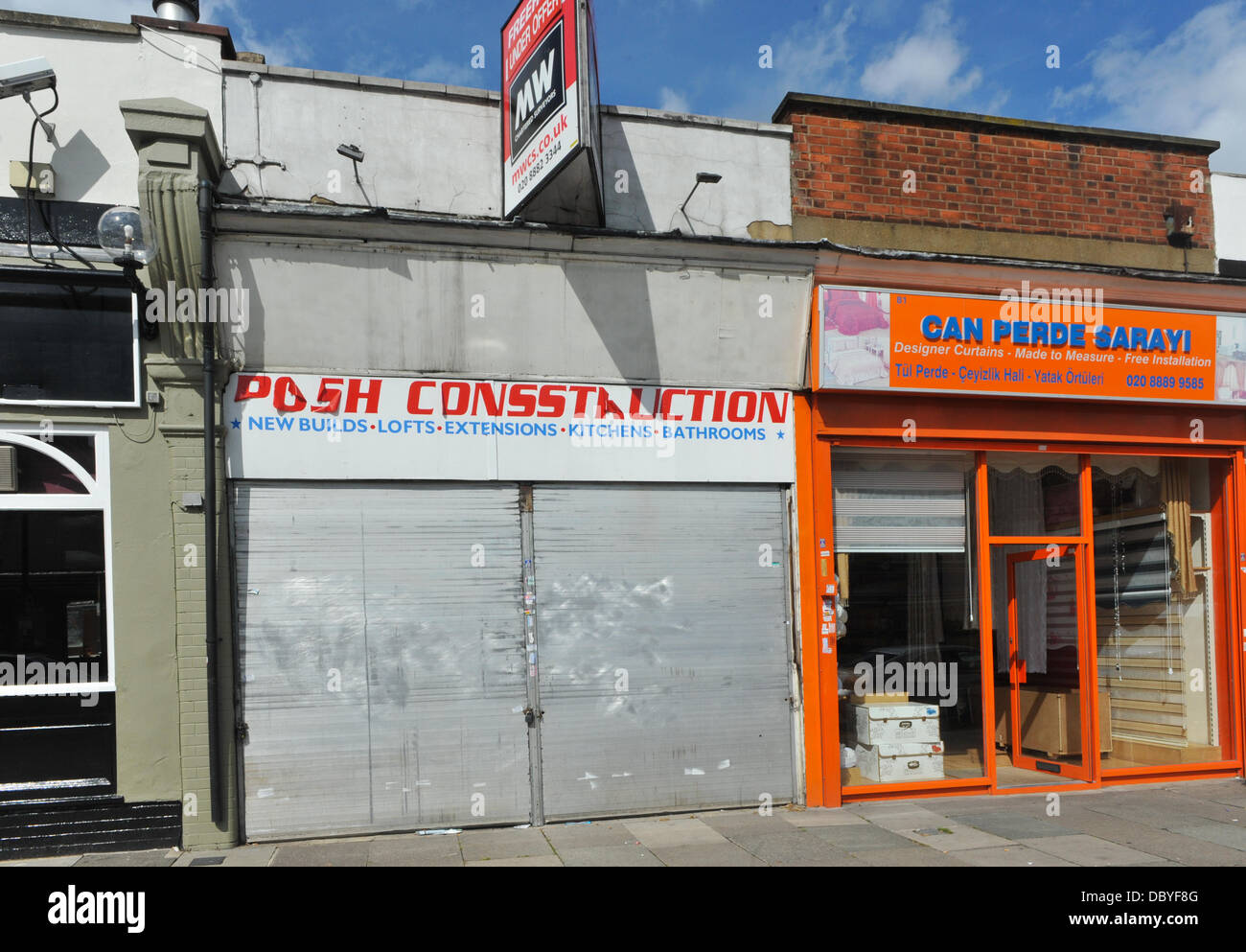 Empty shops on green lanes hi-res stock photography and images - Alamy