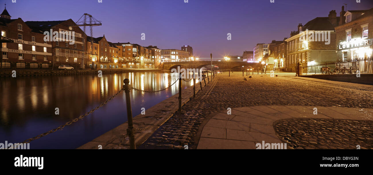 Queens staith hi-res stock photography and images - Alamy