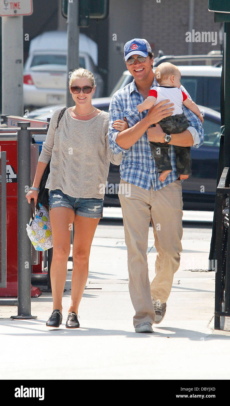 Ali Larter with husband Hayes MacArthur and their son Theodore leaving ...