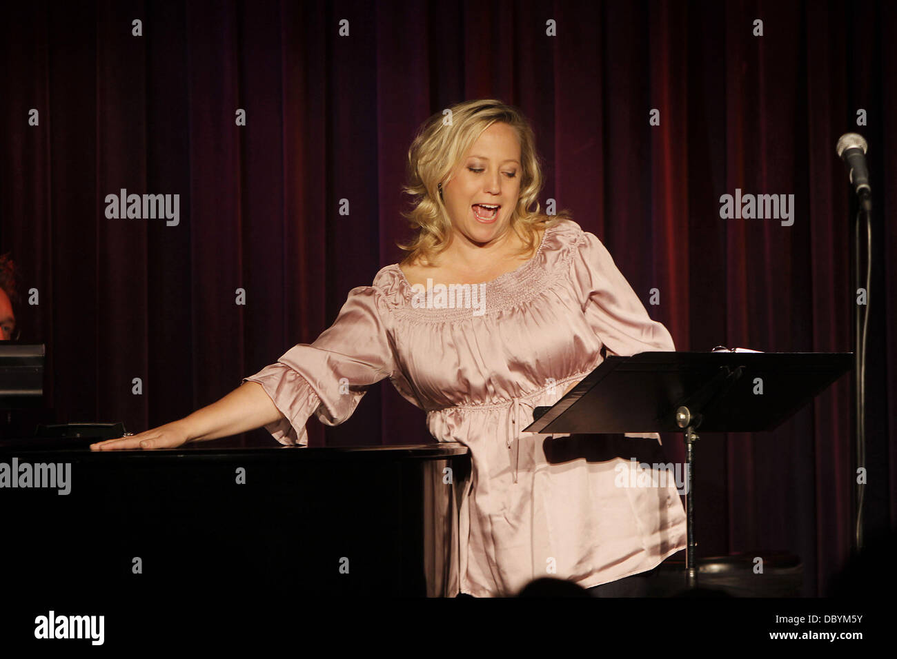 Sally Wilfert Singing OnStage Productions present 'Side By Side By ...