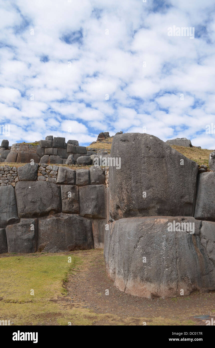 Giant stone walls at Sacsayhuaman, Inca site near Cuzco, Peru Stock ...