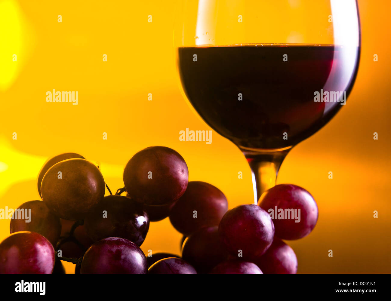 Alcohol grape hi-res stock photography and images - Alamy