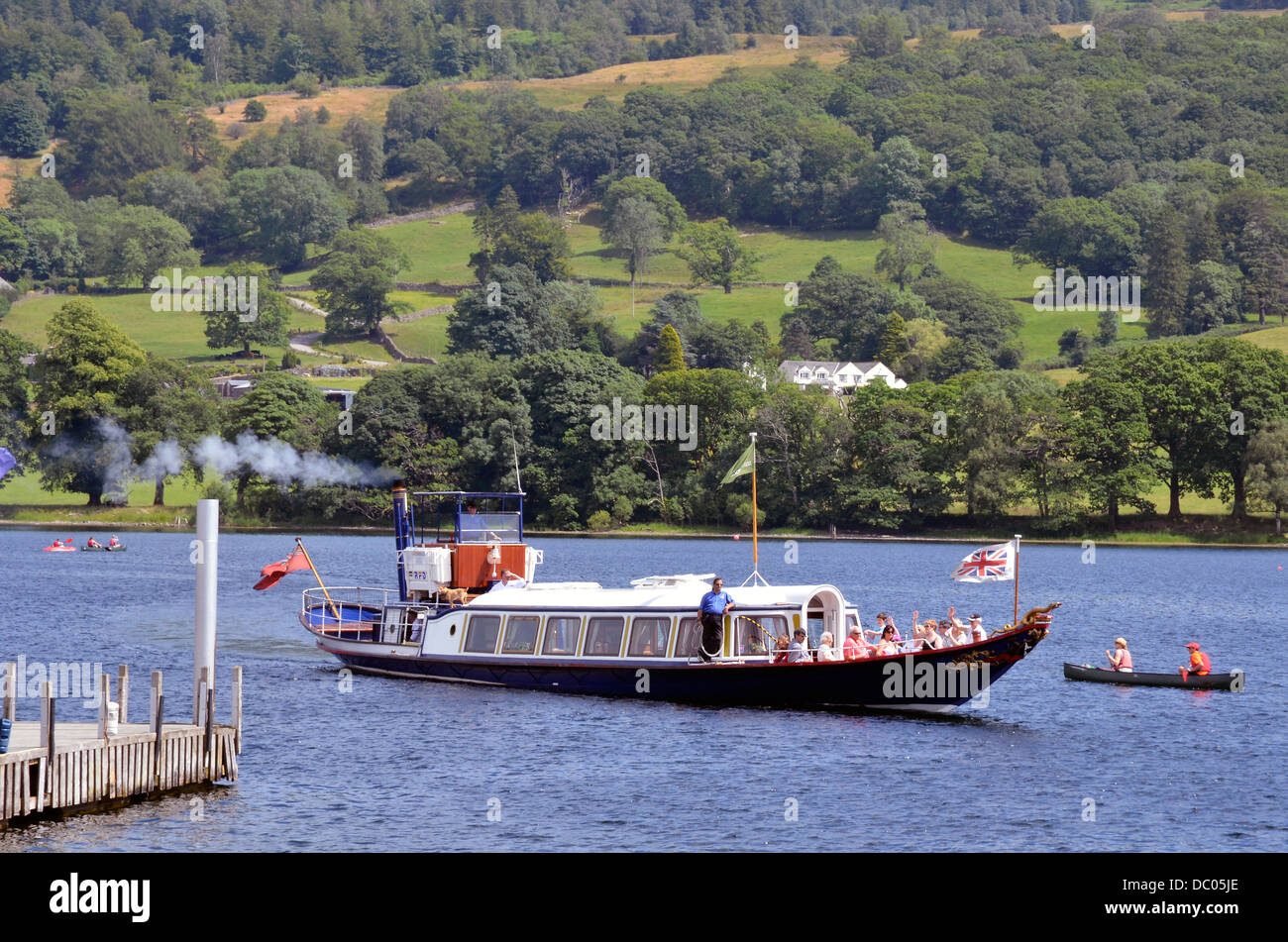 Steam Yacht Gondola approaching the jetty at Coniston, Lake District ...