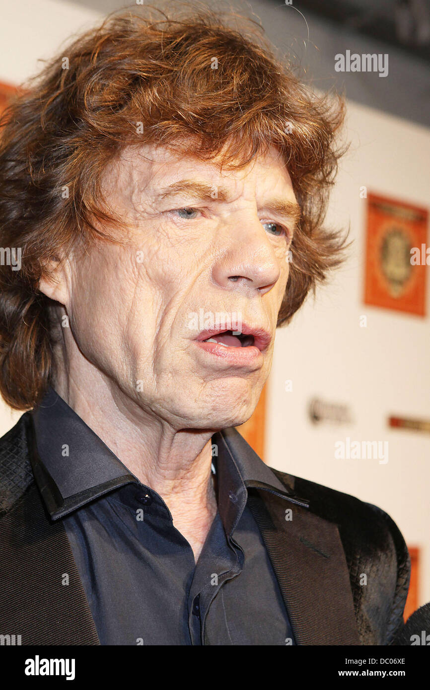 Mick Jagger Members of Sir Mick Jagger's new supergroup Superheavy ...