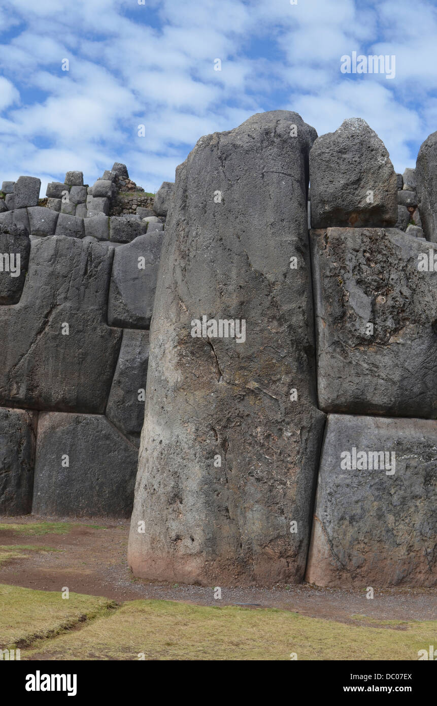 Giant stone walls sacsayhuaman inca hi-res stock photography and images ...