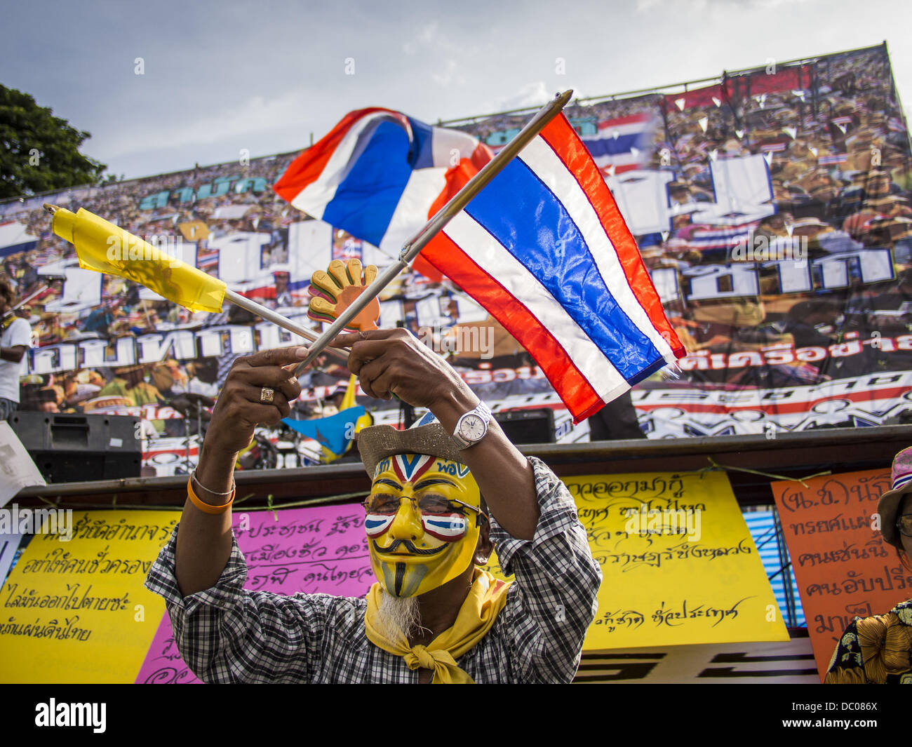 Bangkok, Thailand. 6th Aug, 2013. An Anti-government protestor waves ...