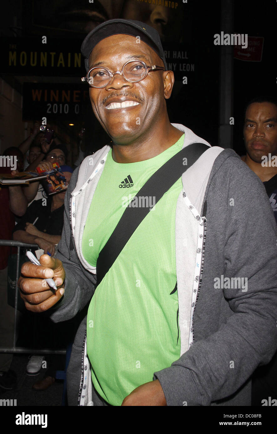 Samuel L. Jackson The first preview of the Broadway production of 'The ...