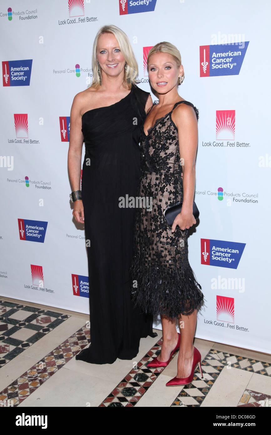 Linda Wells and Kelly Ripa The 27th annual DreamBall held at Cipriani ...