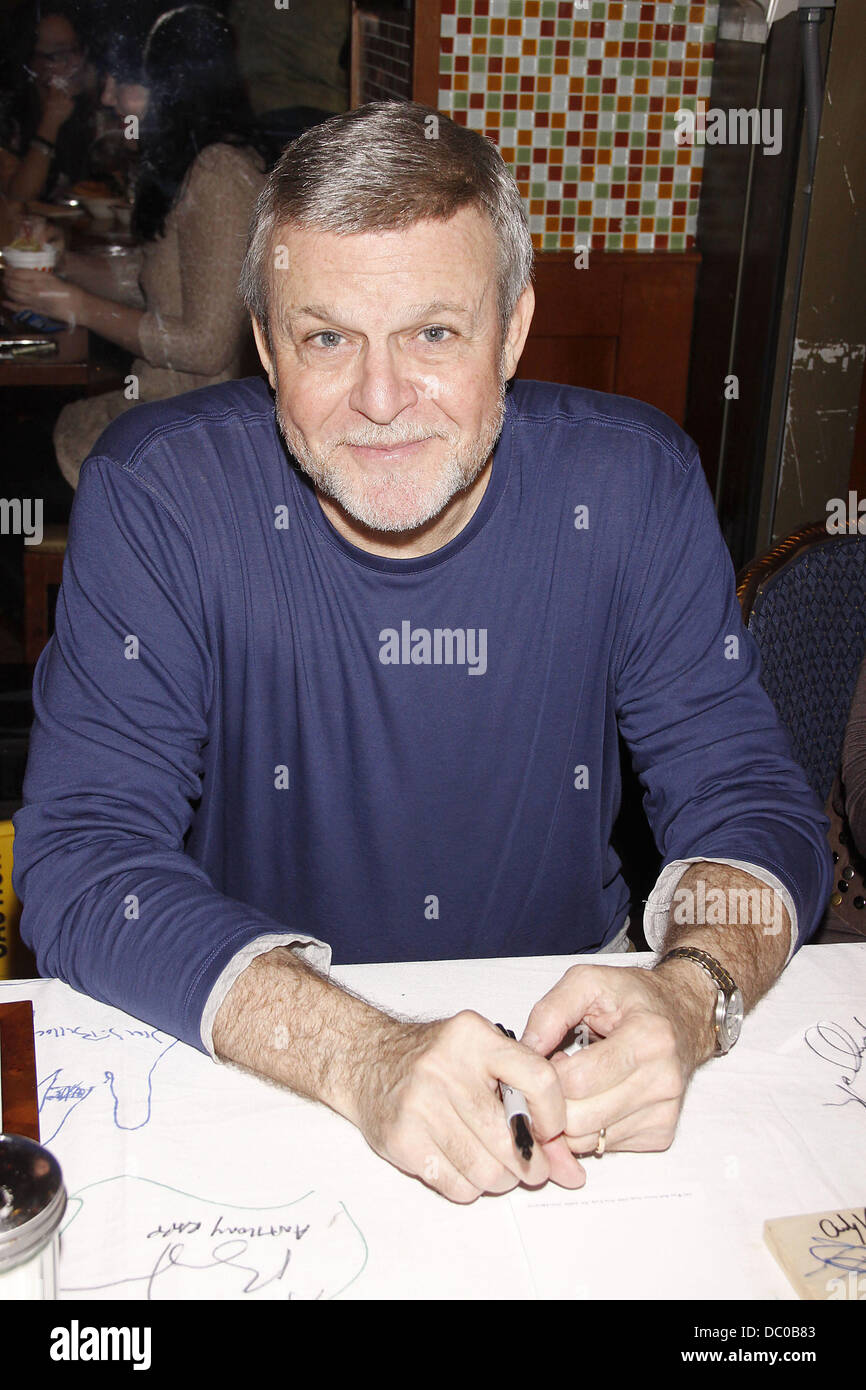 Ron raines hi-res stock photography and images - Alamy