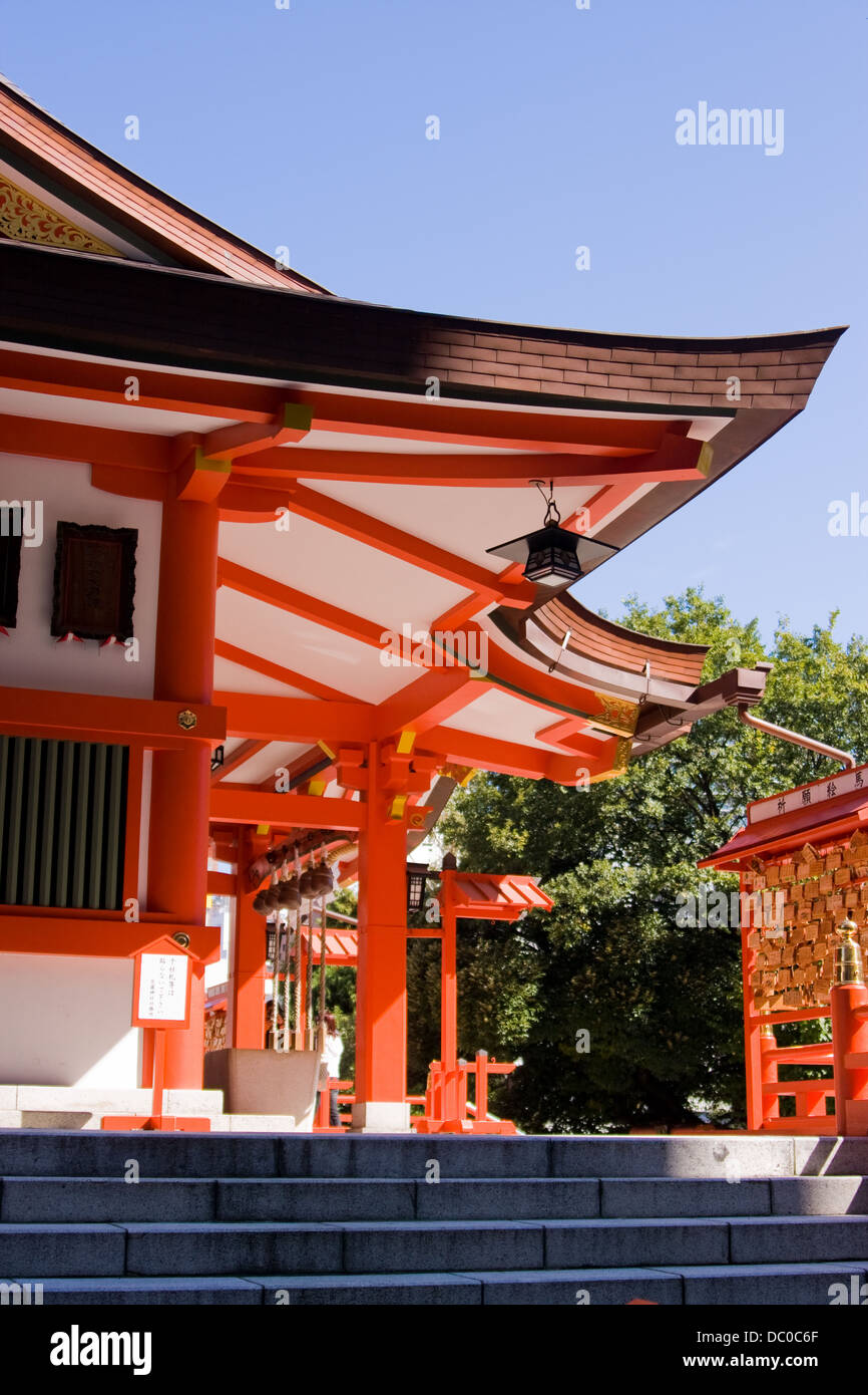 Hanazono Shrine in Shinjuku, Tokyo, Japan Stock Photo - Alamy