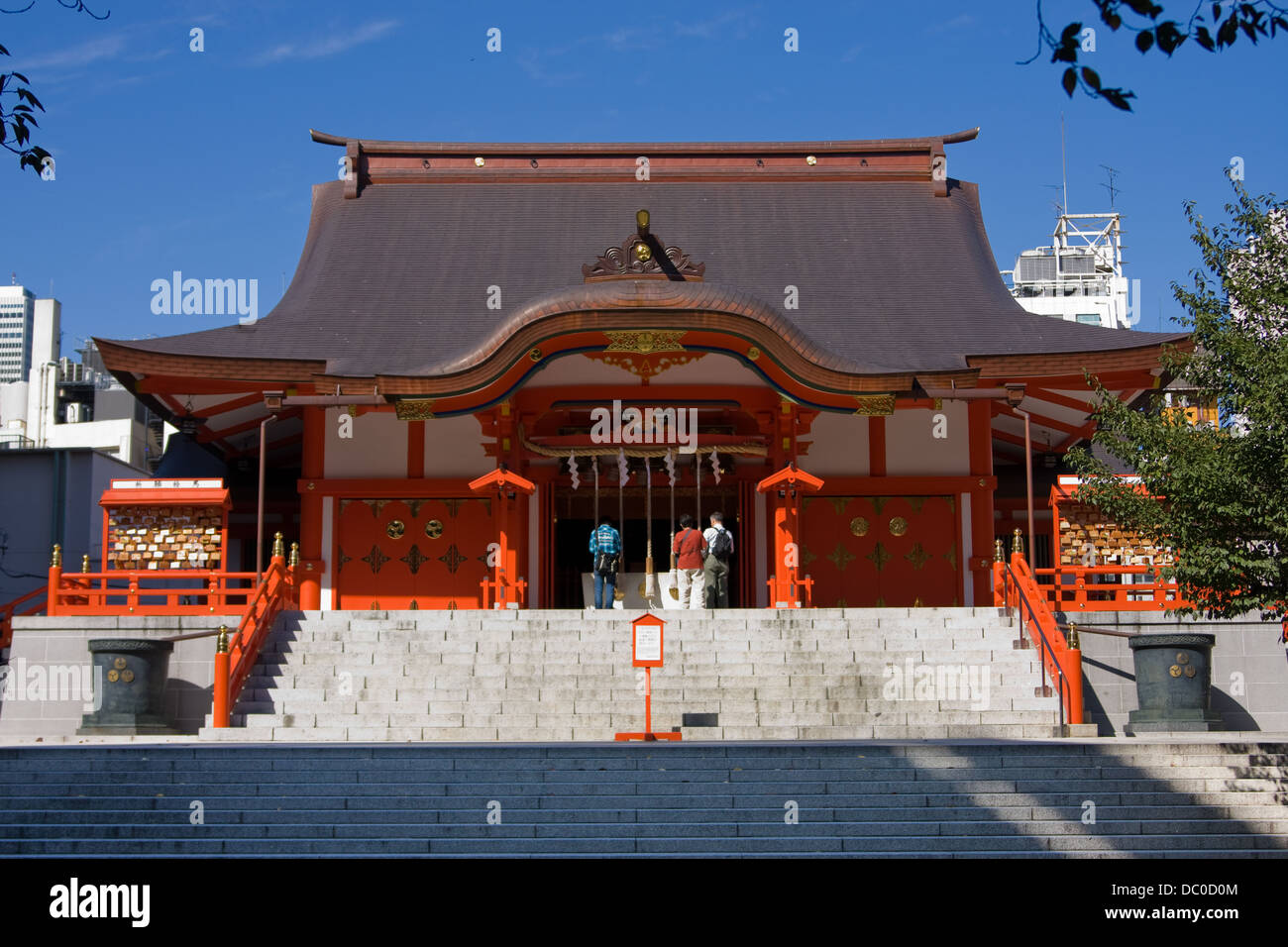 Hanazono Shrine in Shinjuku, Tokyo, Japan Stock Photo - Alamy