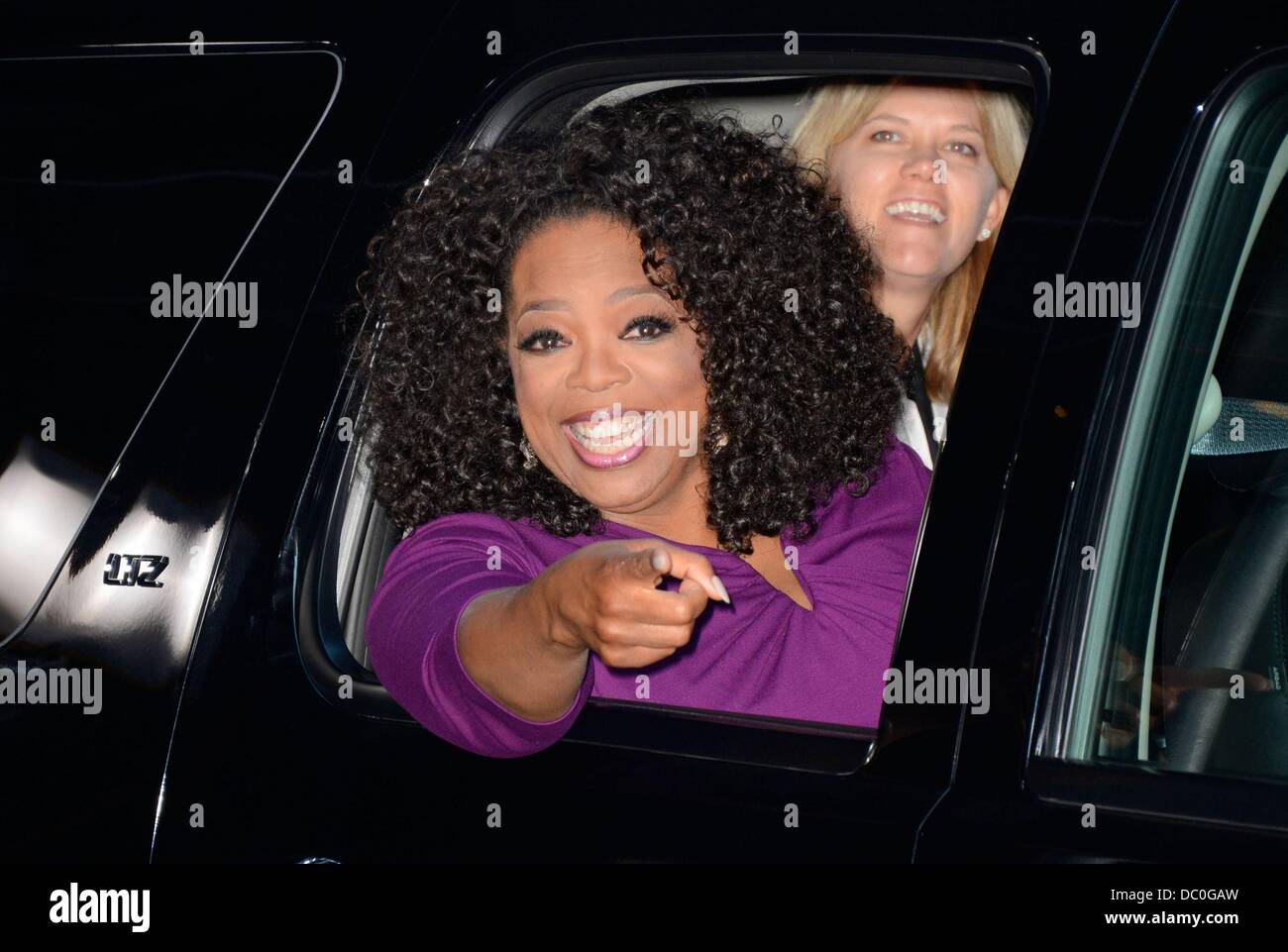 Oprah winfrey celebrity candids at good morning america gma paparazziec ...